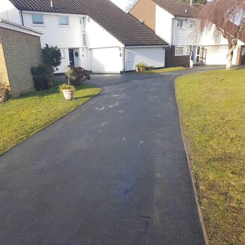 Tarmac Driveways London & Surrey | UK Surfacings Ltd